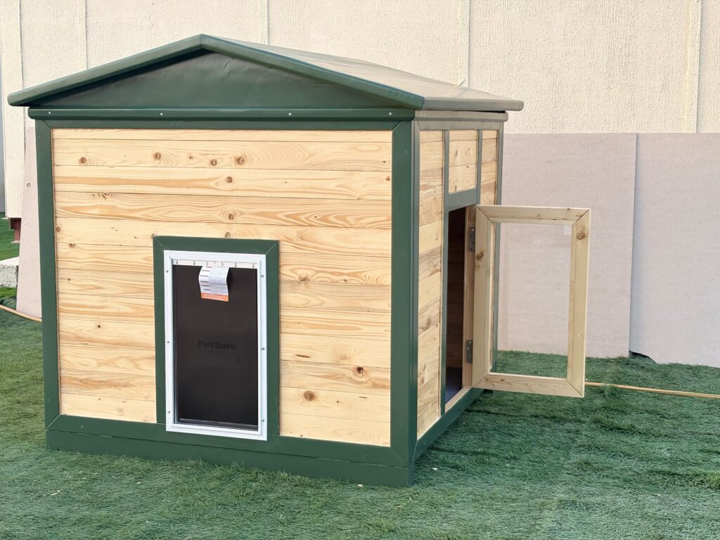 CoolPup Dog / Cat House with AC - Mister Pet